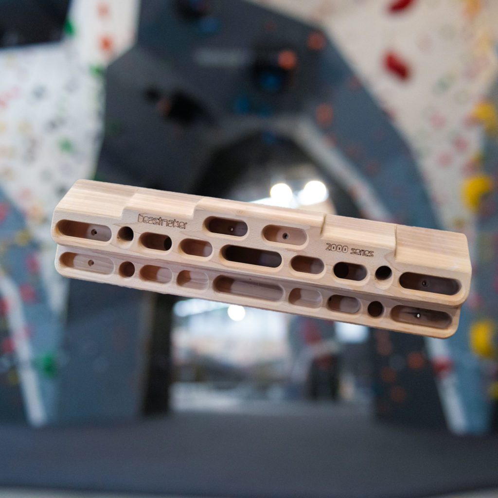 Beastmaker 2000 Hangboard - Climb Fit
